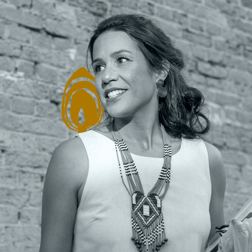 Luciana é especialista em desenvolvimento humano usando o audiovisual ...